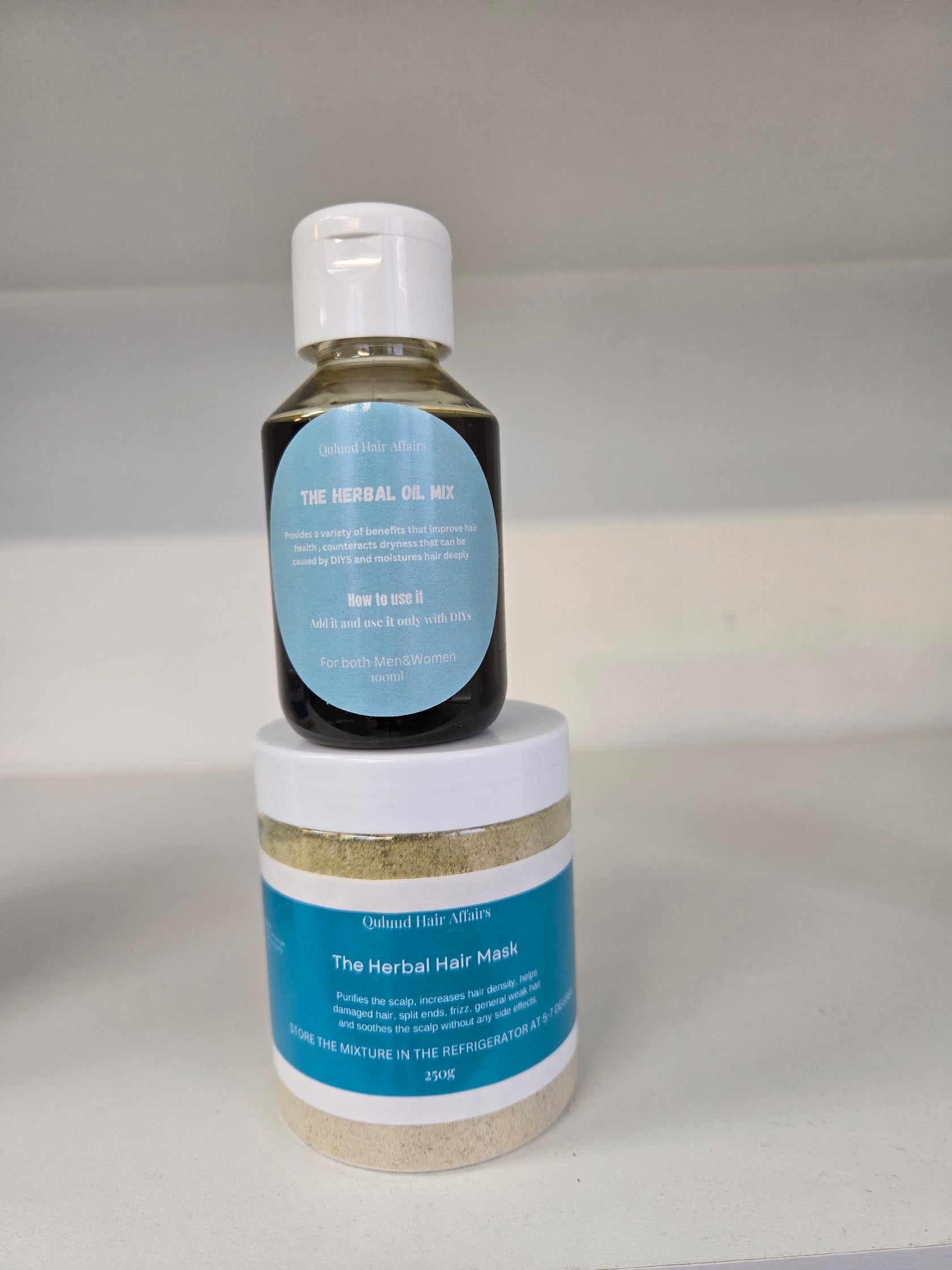 Detoxify and Nourish with The Herbal Hair Mask (250ML) – quluudhairaffairs